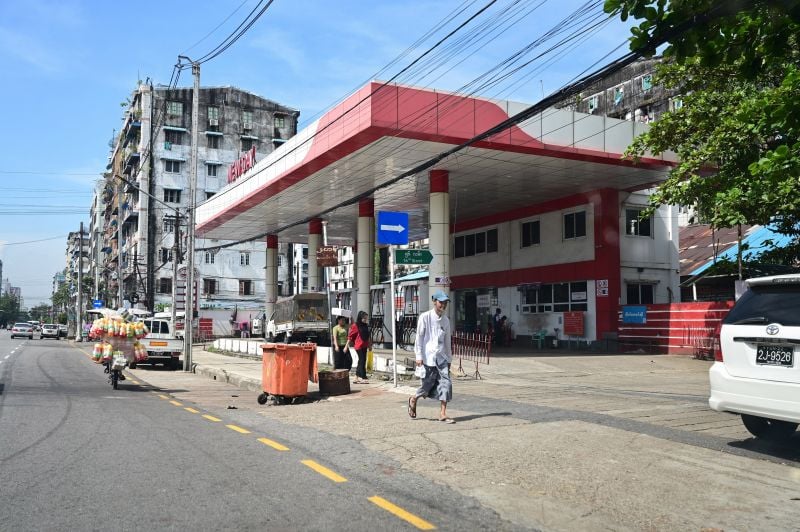 Junta-linked forces inspect Thai-Myanmar border crossing in Myawaddy ...