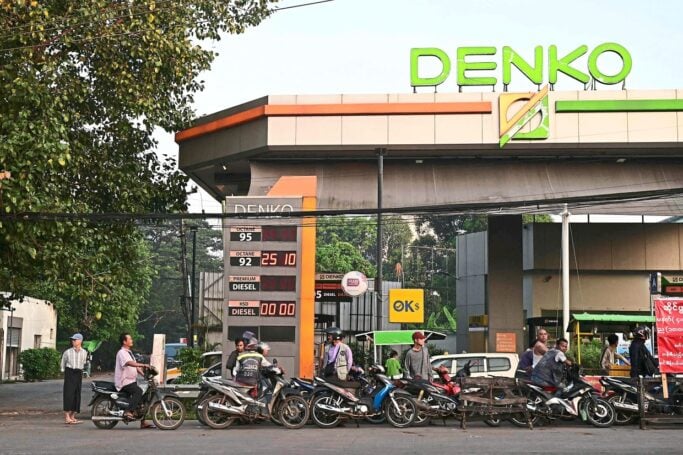 Myanmar junta to jail fuel hoarders as shortage bites - ENG.MIZZIMA.COM