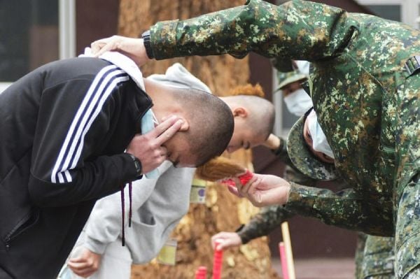 Taiwan kicks off one-year military service with buzz cuts before boot ...