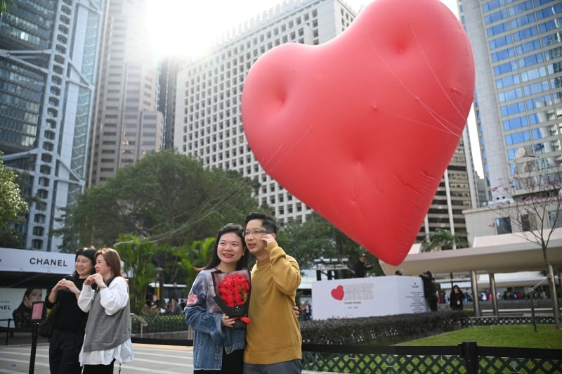 'Better than a real man': young Chinese women turn to AI boyfriends ...