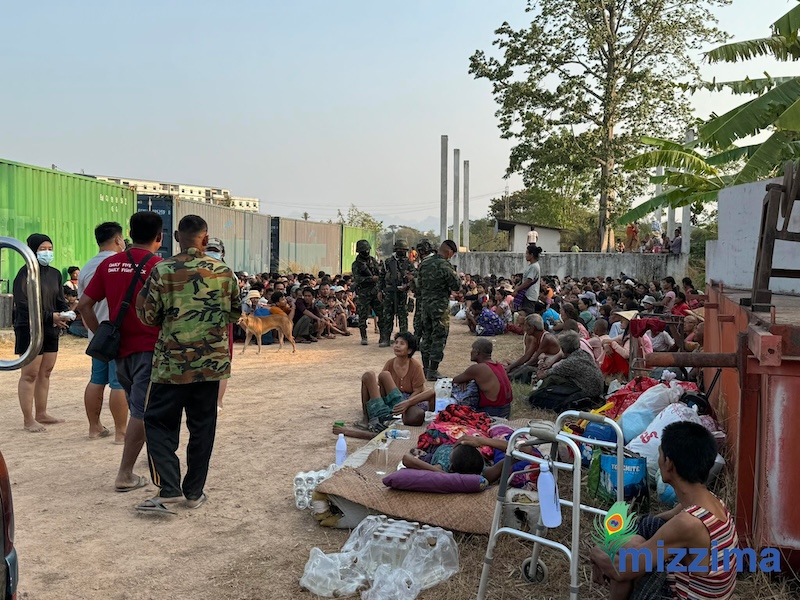 Over 1,500 Myanmar nationals flee Myawaddy fighting to take refuge on ...