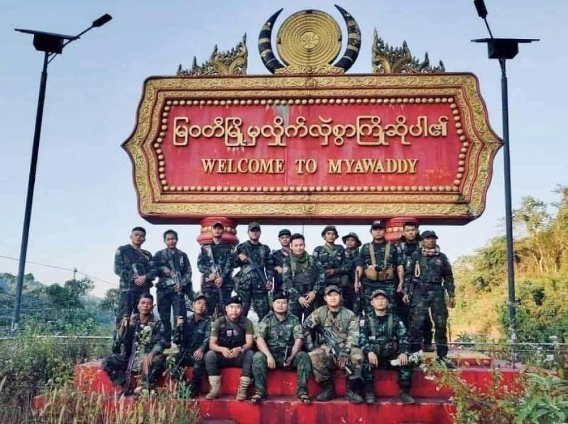 Inside the fall of Myawaddy - ENG.MIZZIMA.COM