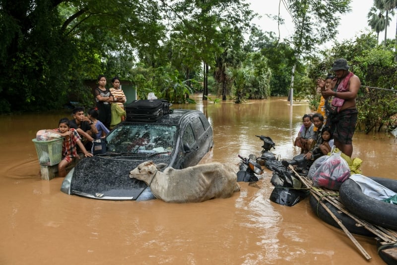 Myanmar dams overflow at Emergency Level 1 as flooding crisis continues ...