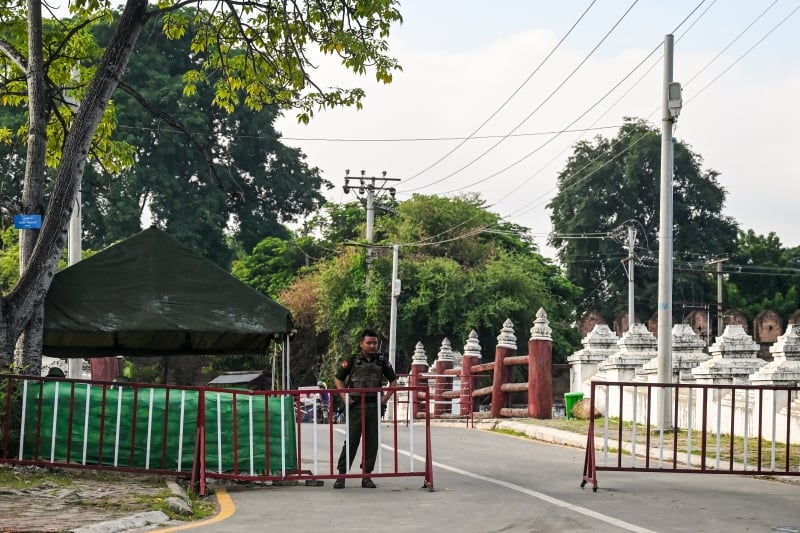 Myanmar junta officers wounded in Rakhine clashes receive treatment at ...