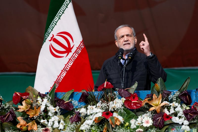 Iran president says Trump aiming to bring Iran 'to its knees' - ENG ...