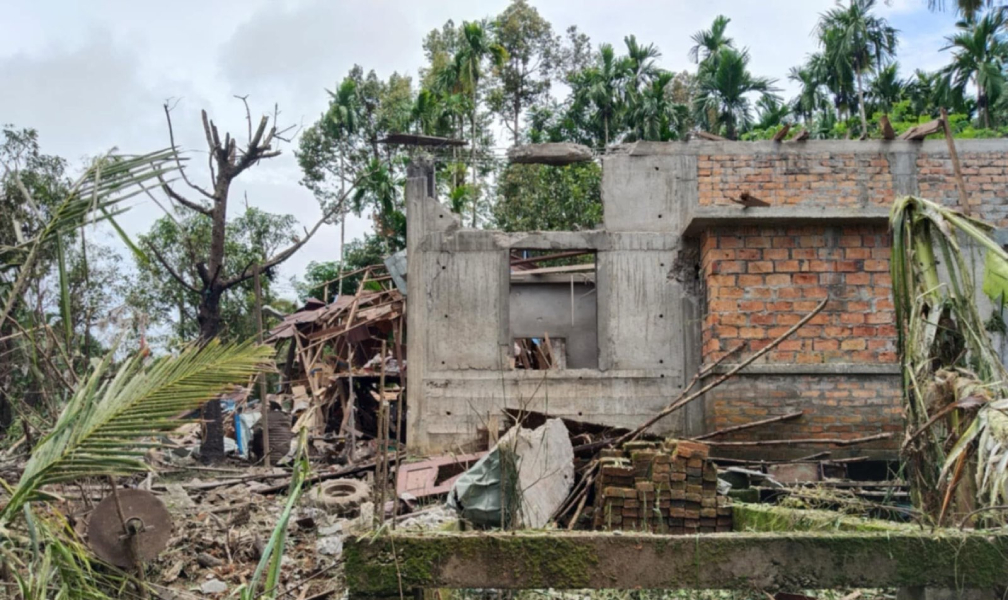 Burma Army Use of Incendiary Bombs, Possible Violation of International ...