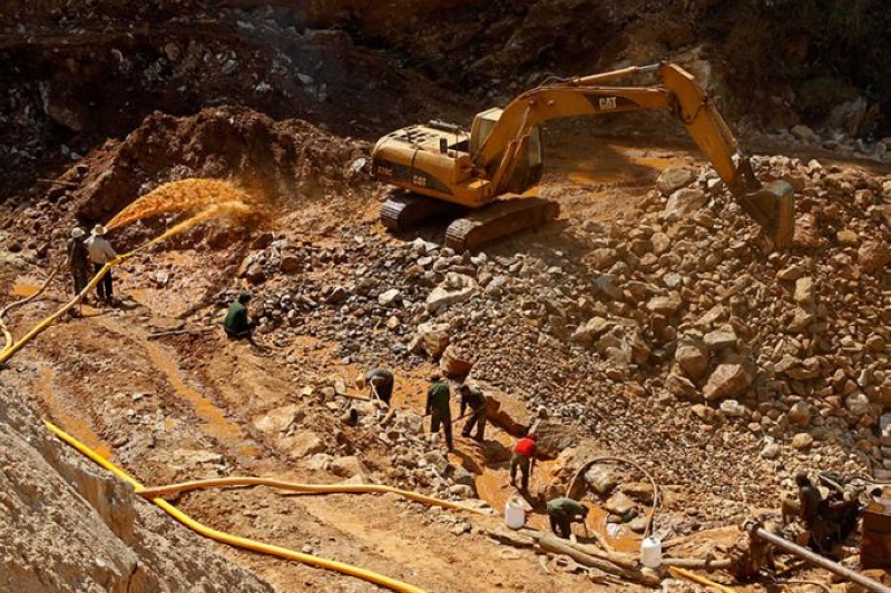 Myanmar junta air strike on ruby mine hub of Mogok kills 13 - ENG ...