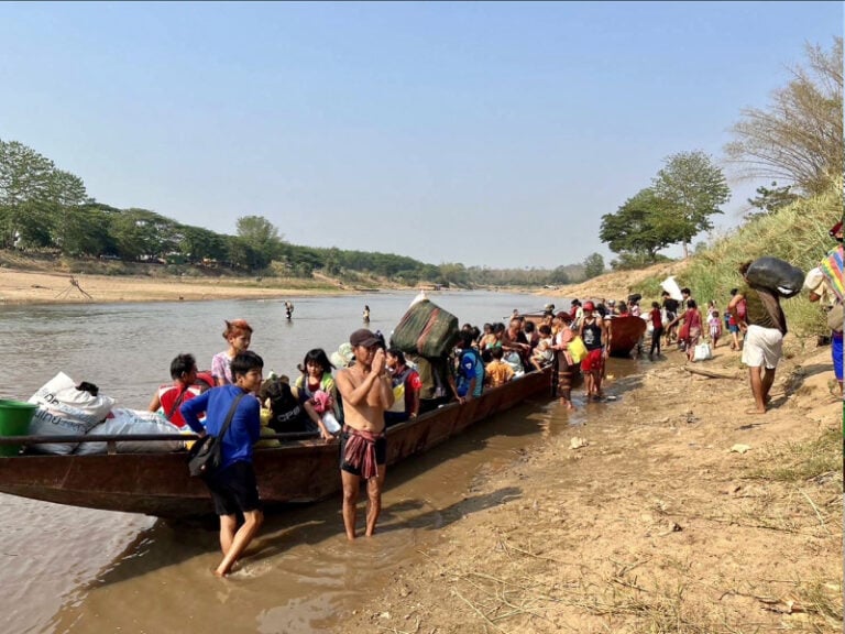 Burma's Invisible Refugees: The Economics of Exodus - ENG.MIZZIMA.COM