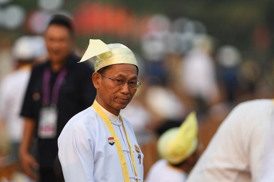 Myanmar junta paramotor crashes near Seikphyu weapons factory, nearby ...